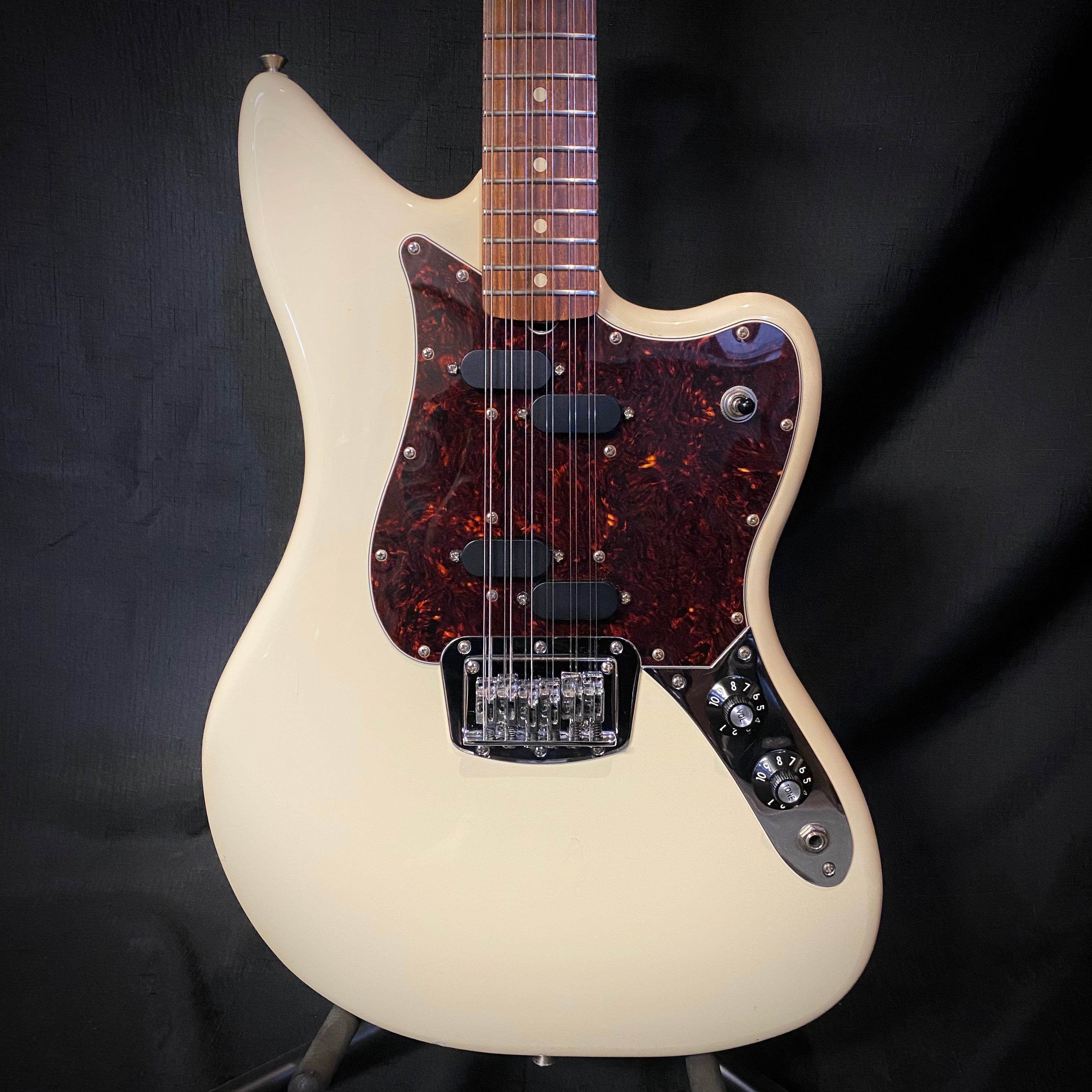 Electric Guitars | Small Box Music - Maumee, Ohio - Local Guitar Store
